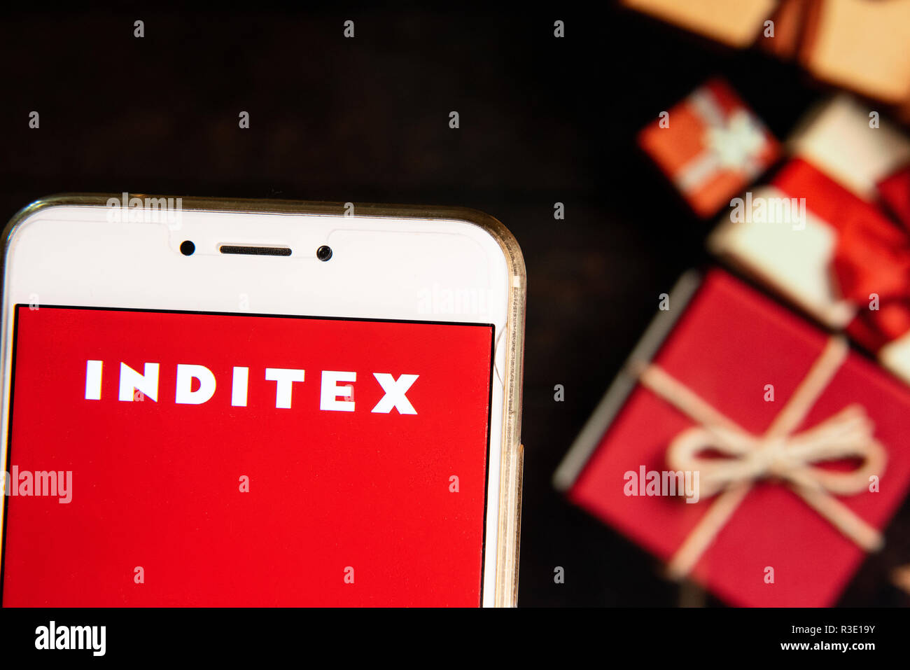 Inditex logo hi-res stock photography and images - Alamy