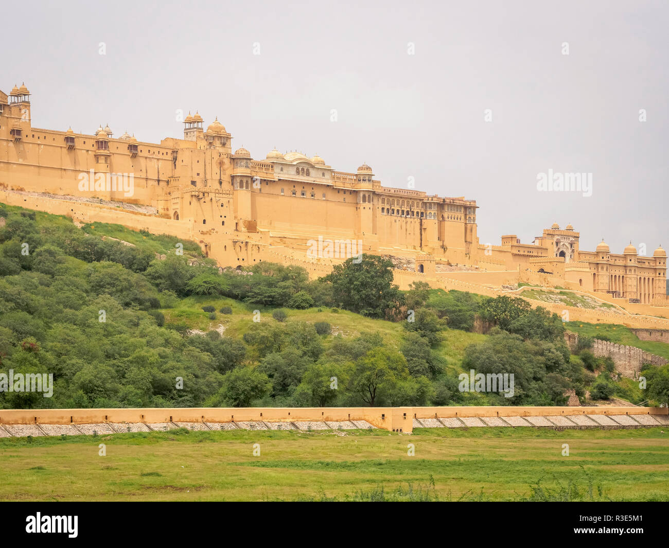Forts in jaipur hi-res stock photography and images - Alamy