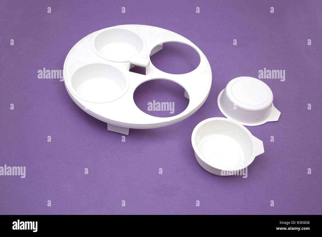 Microwave Egg Poacher Stock Photo - Alamy