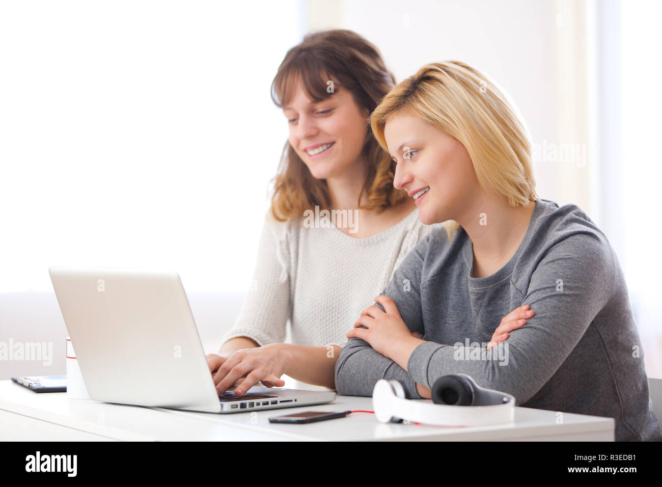 Private tea room hi-res stock photography and images - Alamy