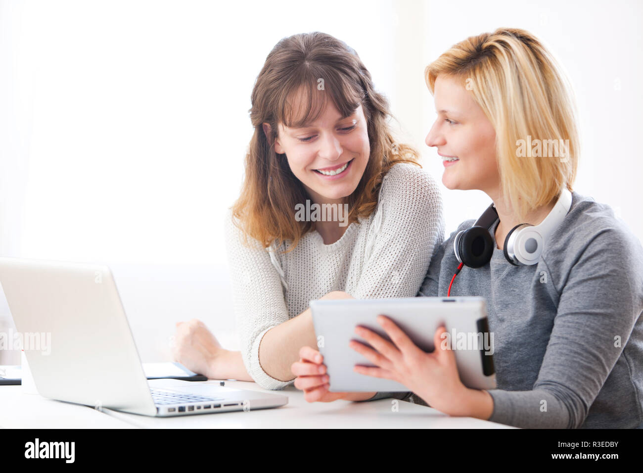 Private tea room hi-res stock photography and images - Alamy