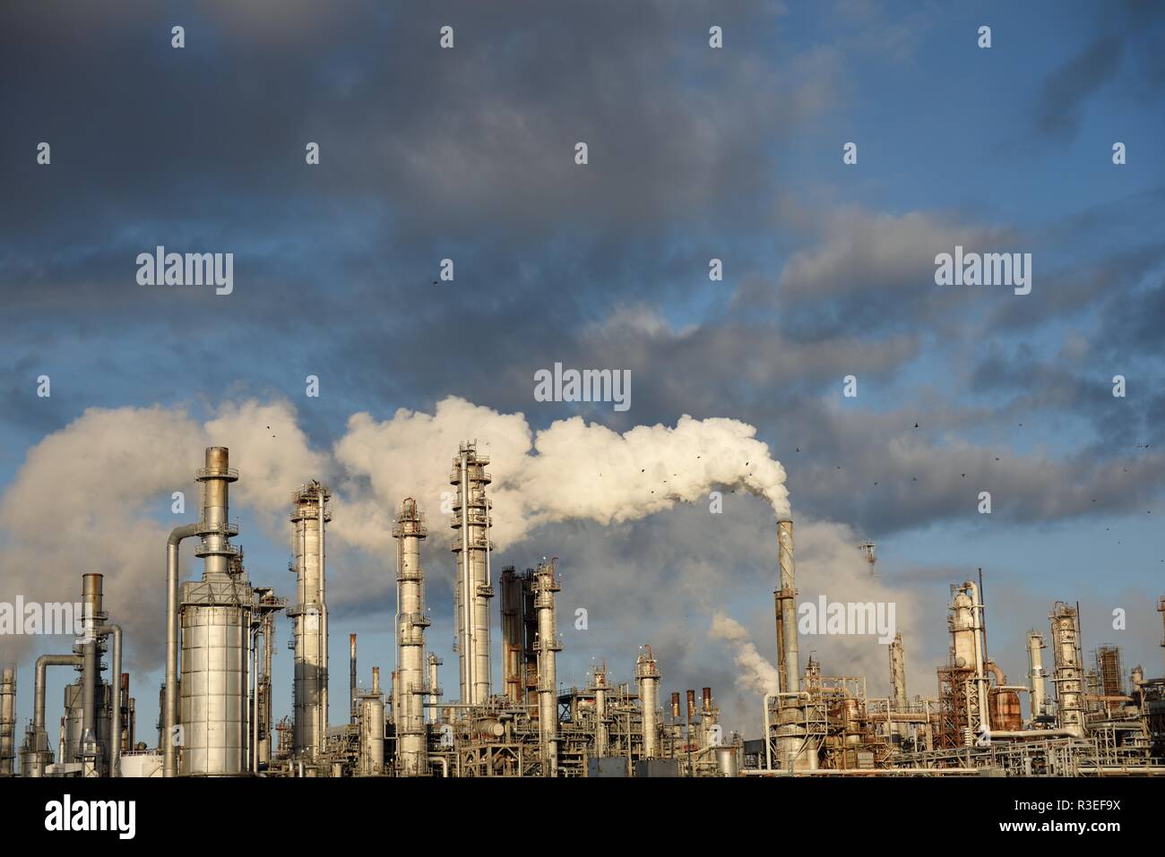Greenhouse gases, carbon emissions smoke plume rising from the smoke ...
