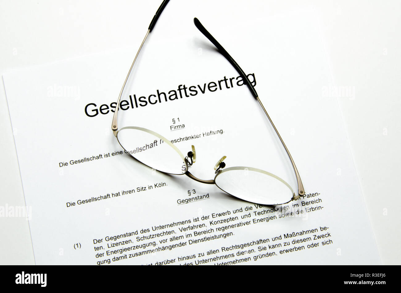 Social contract hi-res stock photography and images - Alamy