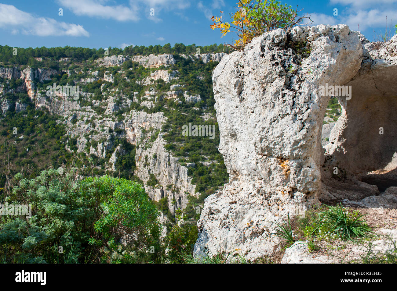 Pantalica gorge sicily hi-res stock photography and images - Alamy