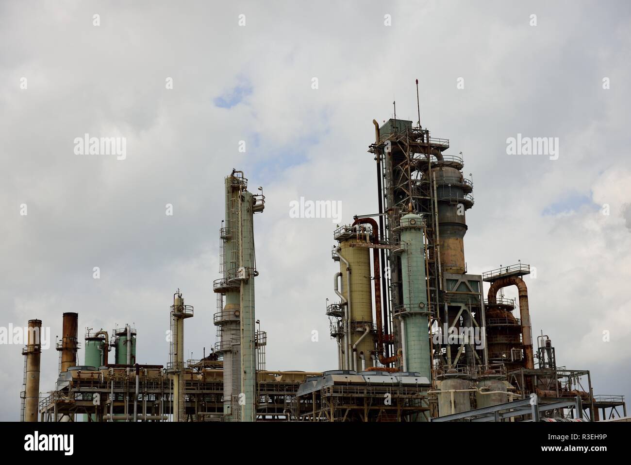 Industrial Complex Pipes High Resolution Stock Photography and Images ...