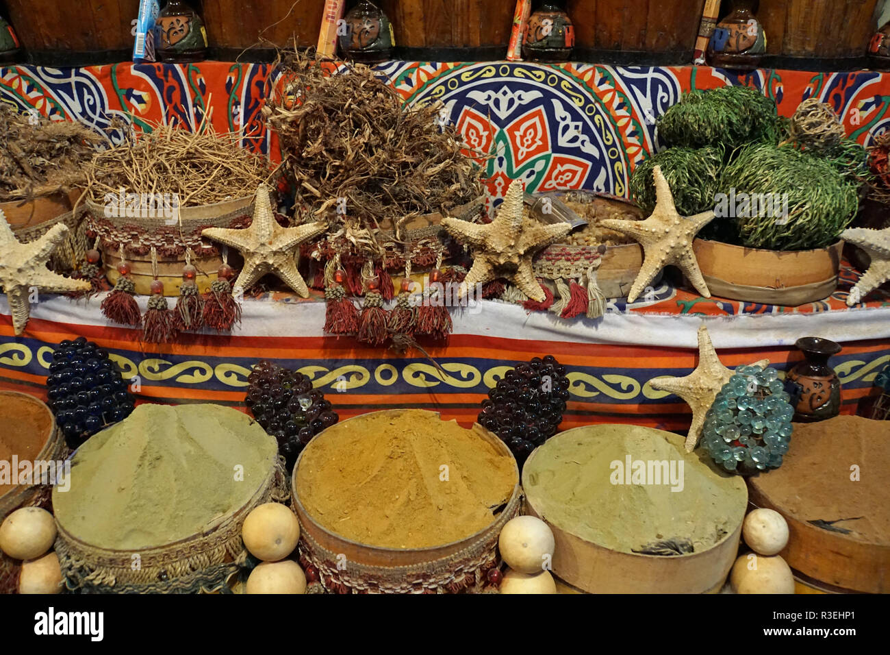 Black cumin farming hi-res stock photography and images - Alamy