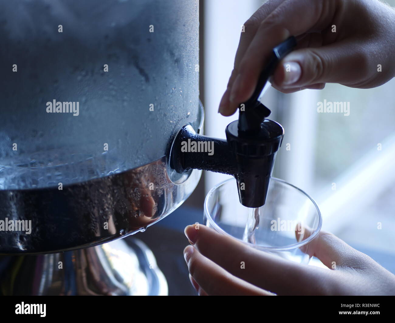 Ice cold water hi-res stock photography and images - Alamy