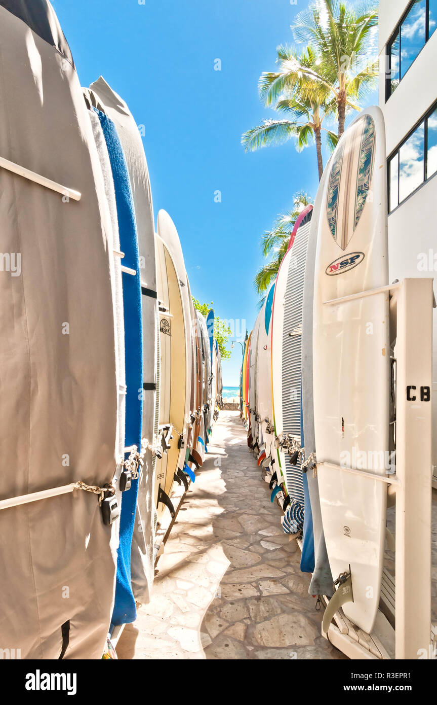 Surfboard rack waikiki beach hi-res stock photography and images - Alamy