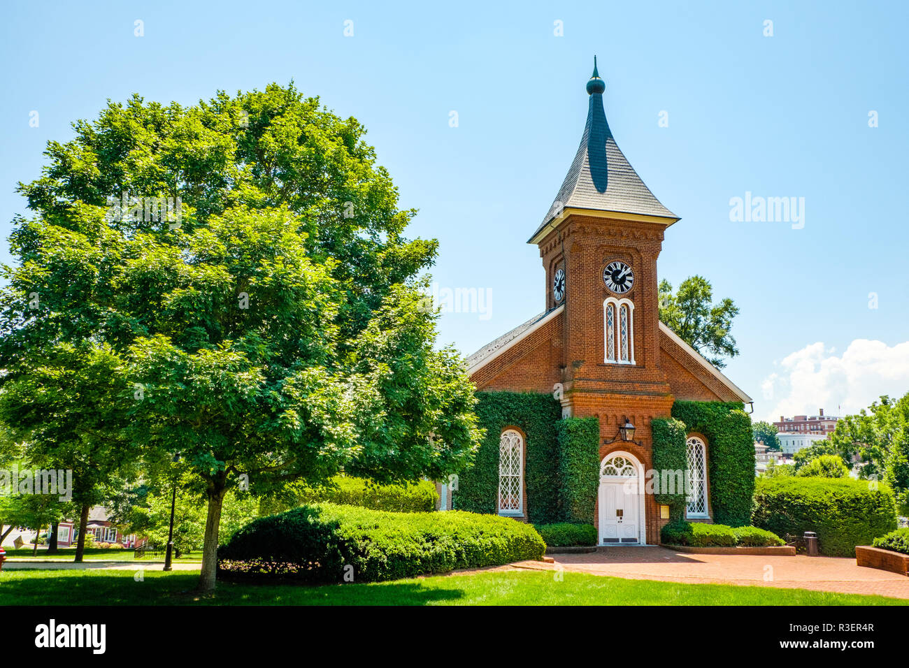 Lee chapel museum hi-res stock photography and images - Alamy