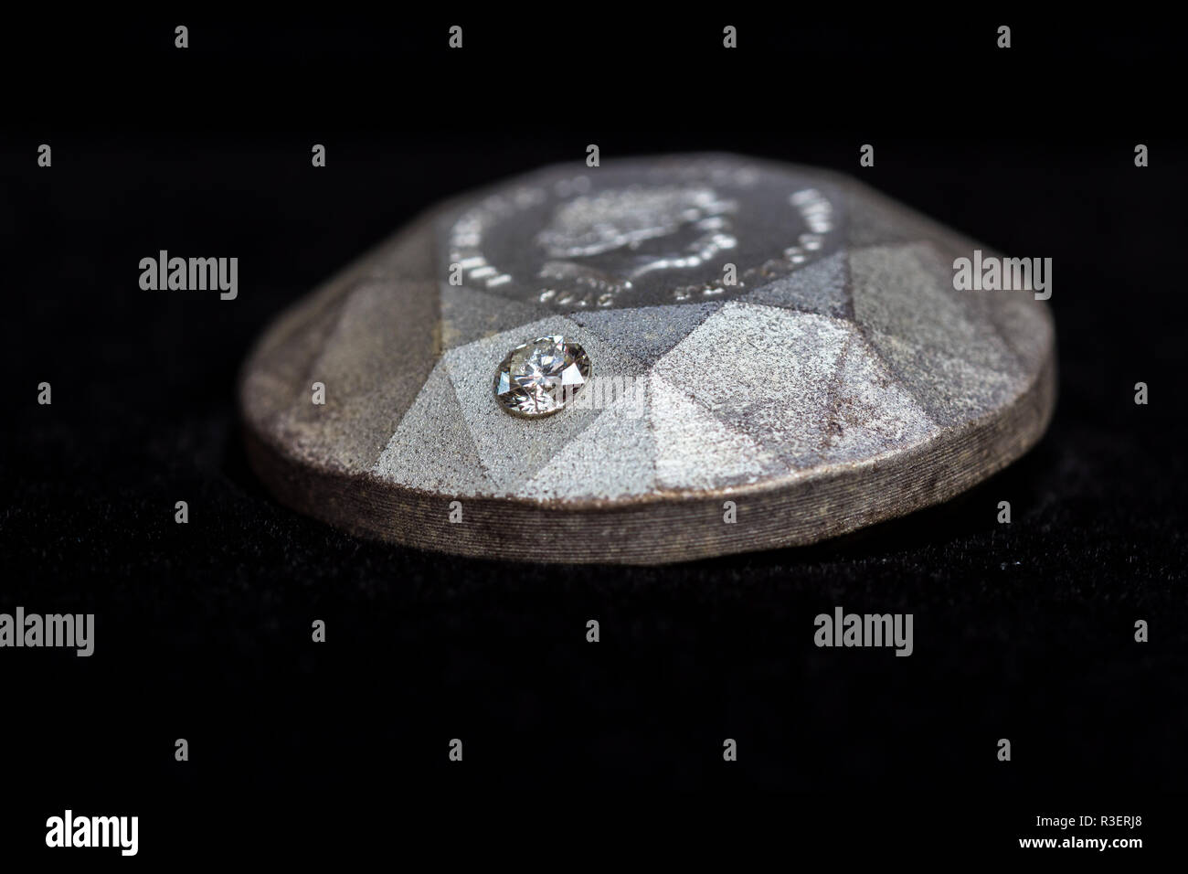 Diamond embedded hi-res stock photography and images - Alamy