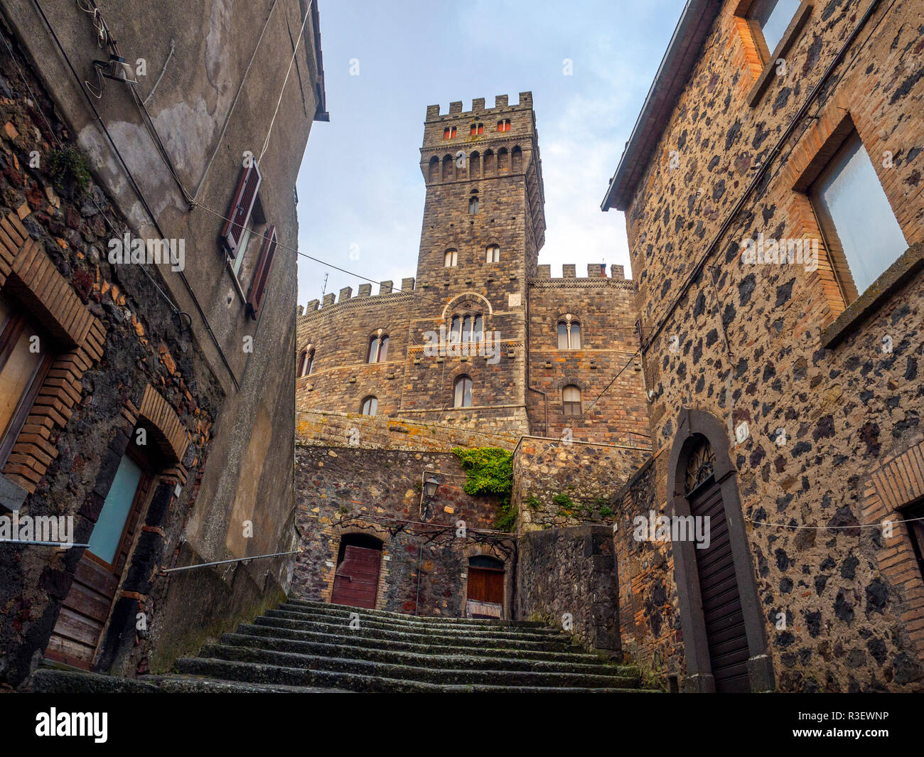Viterbo italy hi-res stock photography and images - Alamy