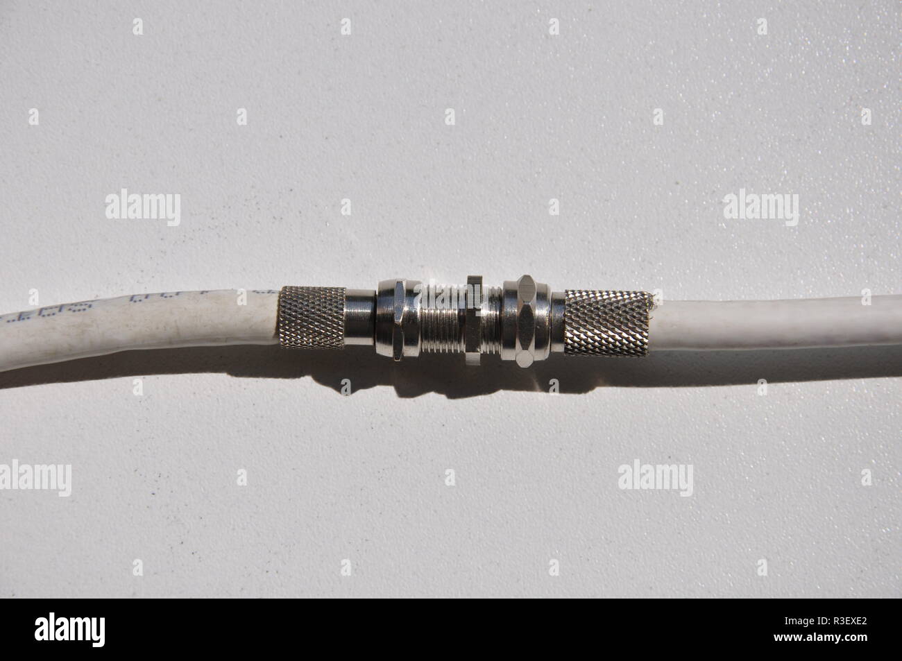 Cable splicing hi-res stock photography and images - Alamy