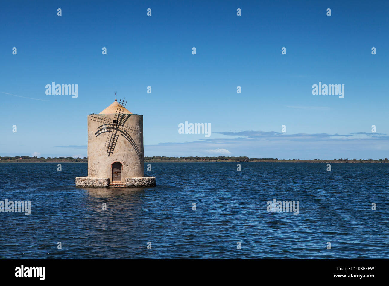 Tide energy mill hi-res stock photography and images - Alamy