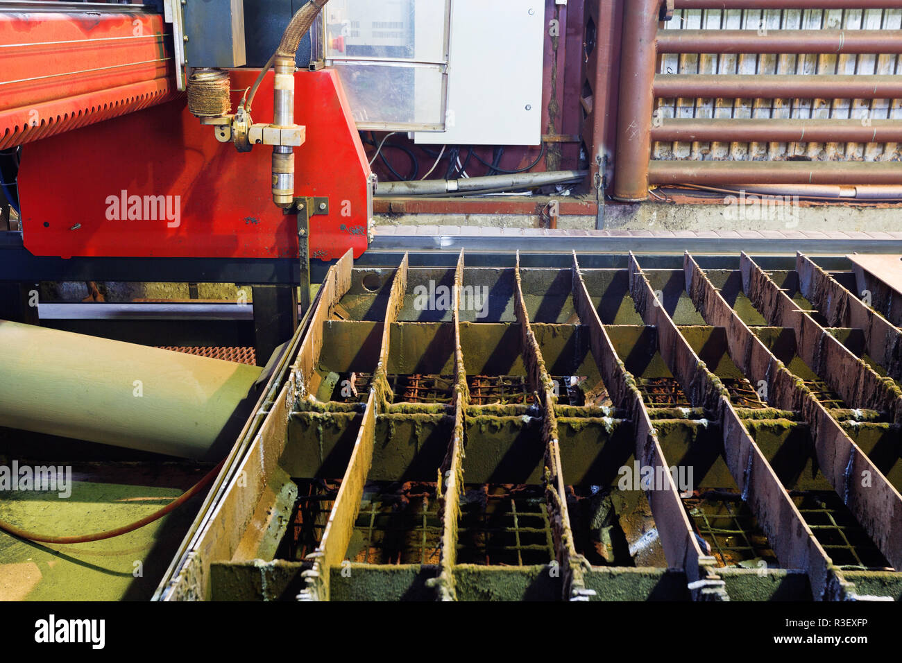 Router guide rail system hi-res stock photography and images - Alamy