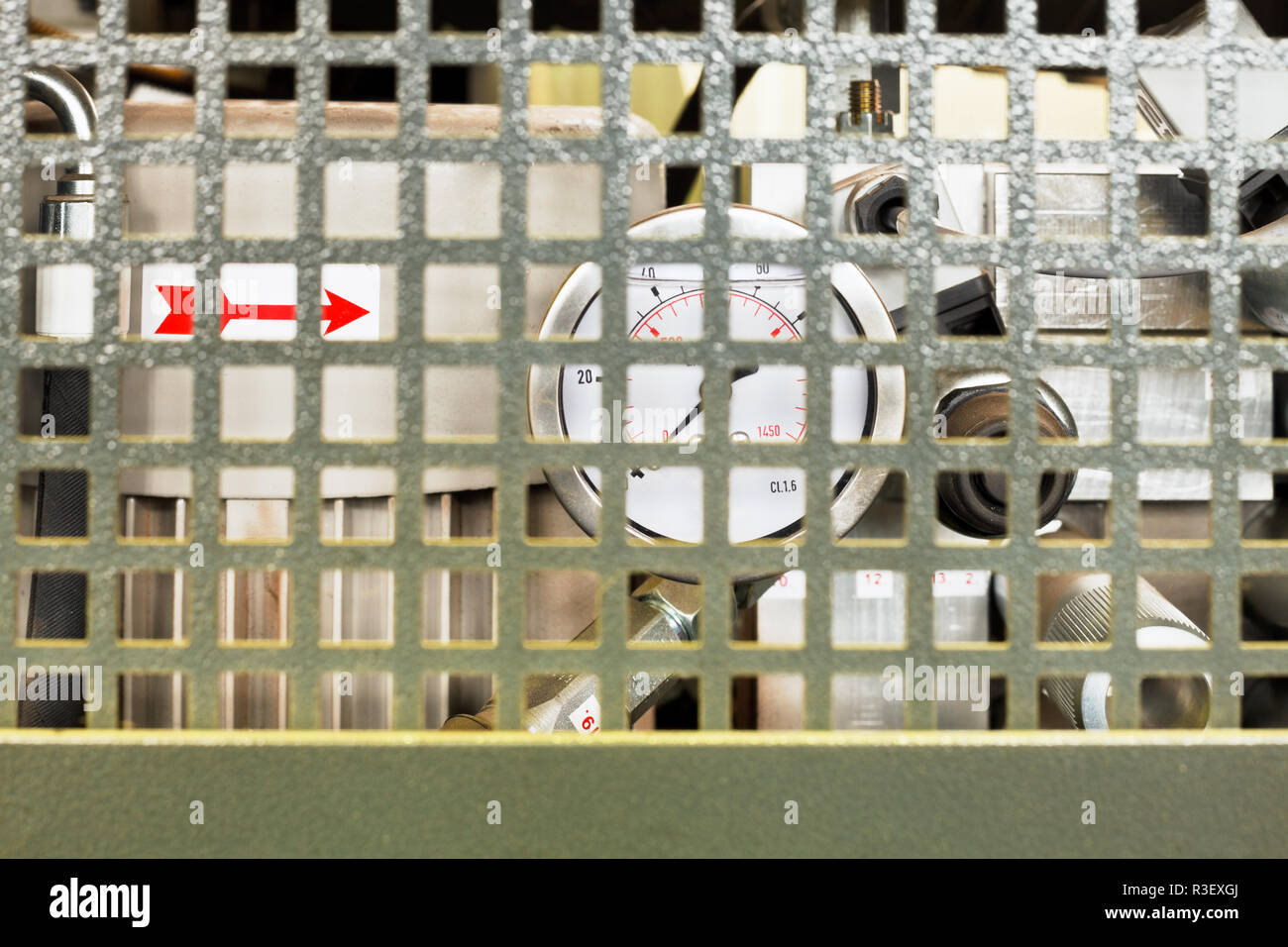 Manometer cover hi-res stock photography and images - Alamy