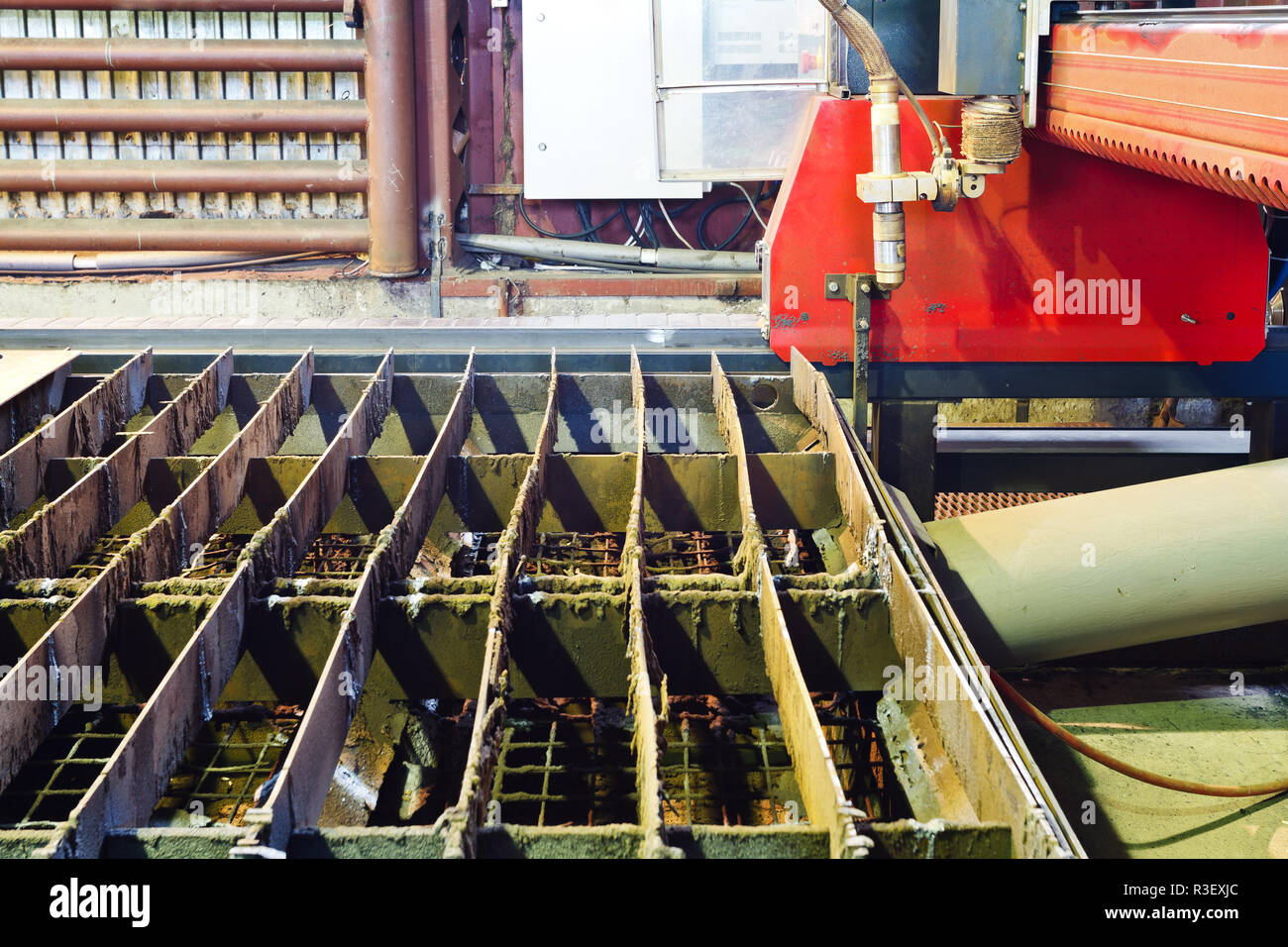 Router guide rail system hi-res stock photography and images - Alamy