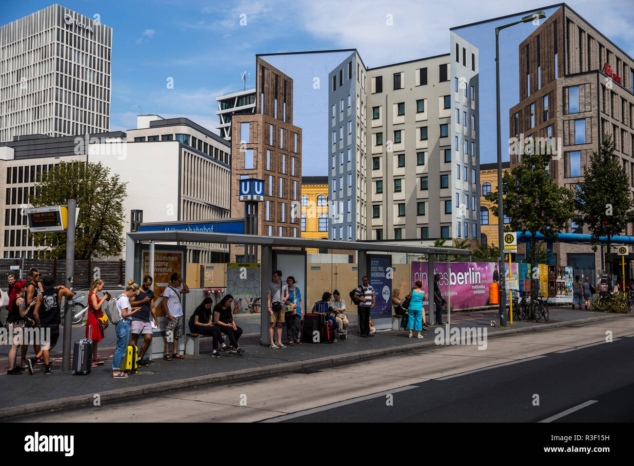 Fake buildings building hi-res stock photography and images - Alamy