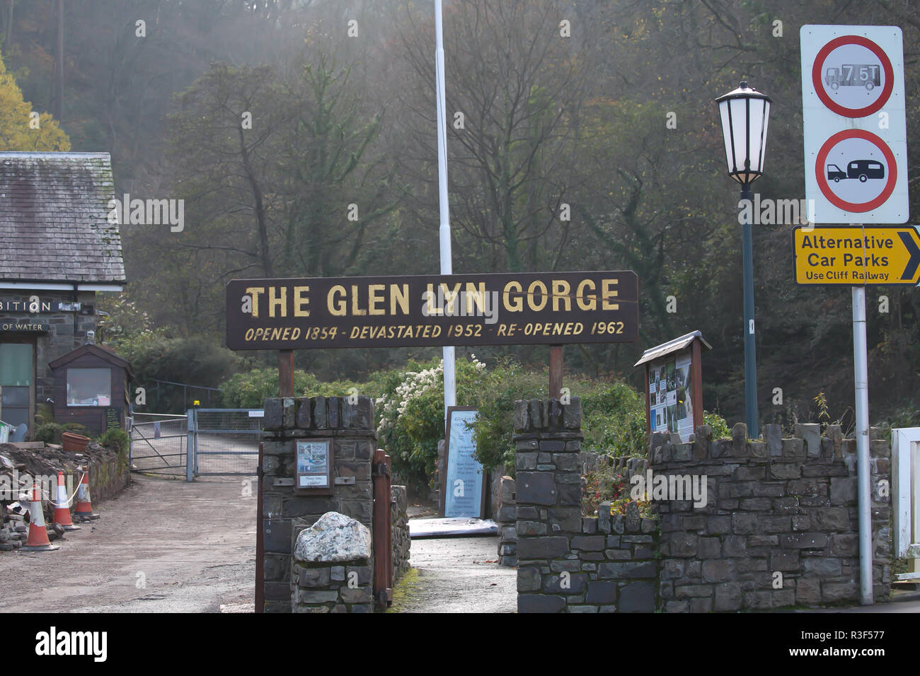Glen lyn gorge, lynmouth hi-res stock photography and images - Alamy