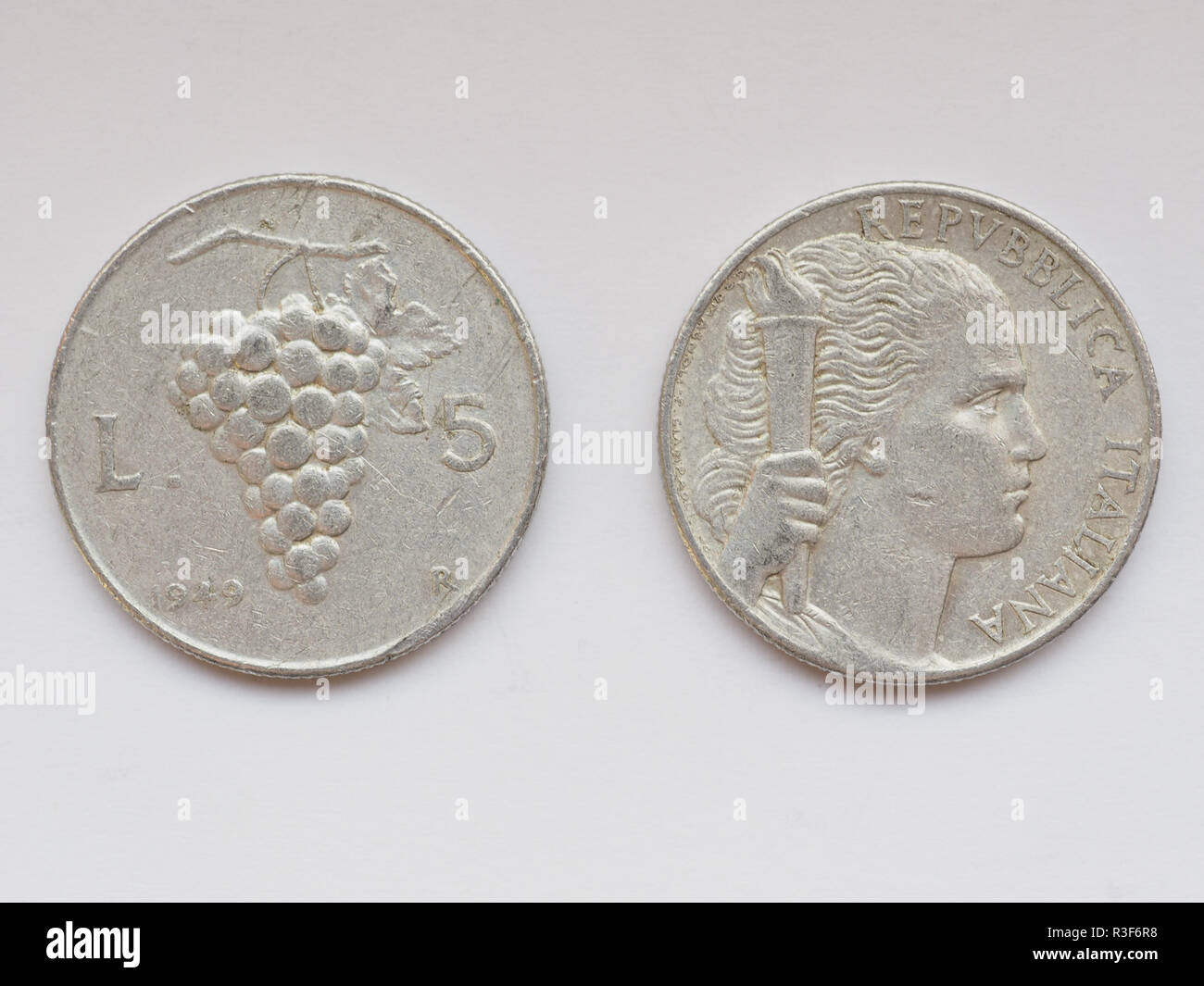 Old Italian Coins High Resolution Stock Photography and Images - Alamy
