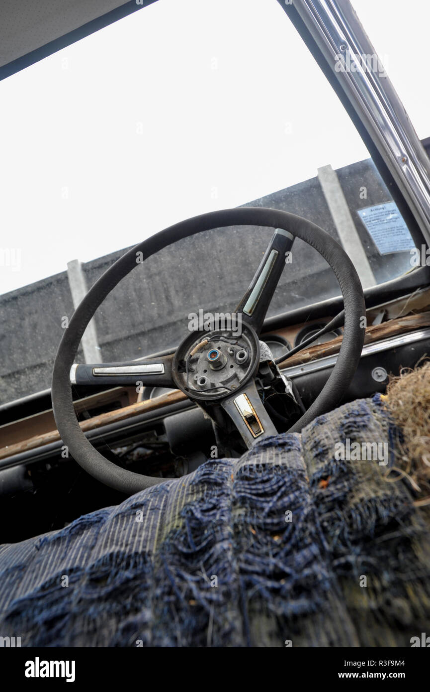 Very rusty wreck classic BMW E9 classic sports car Stock Photo - Alamy
