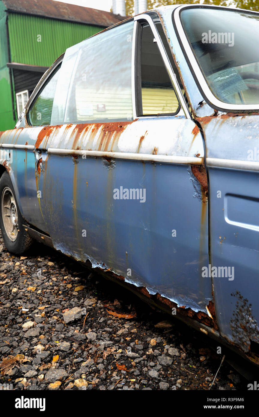 Very rusty wreck classic BMW E9 classic sports car Stock Photo - Alamy