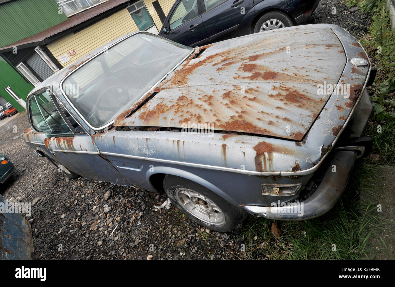 Very rusty wreck classic BMW E9 classic sports car Stock Photo - Alamy