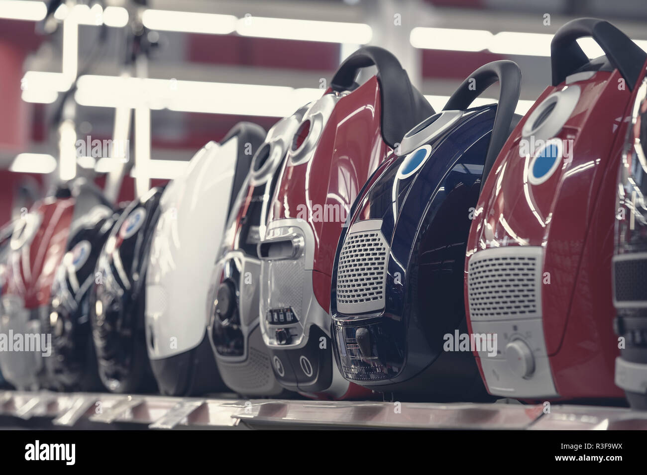 Vacuum cleaners shop hi-res stock photography and images - Alamy