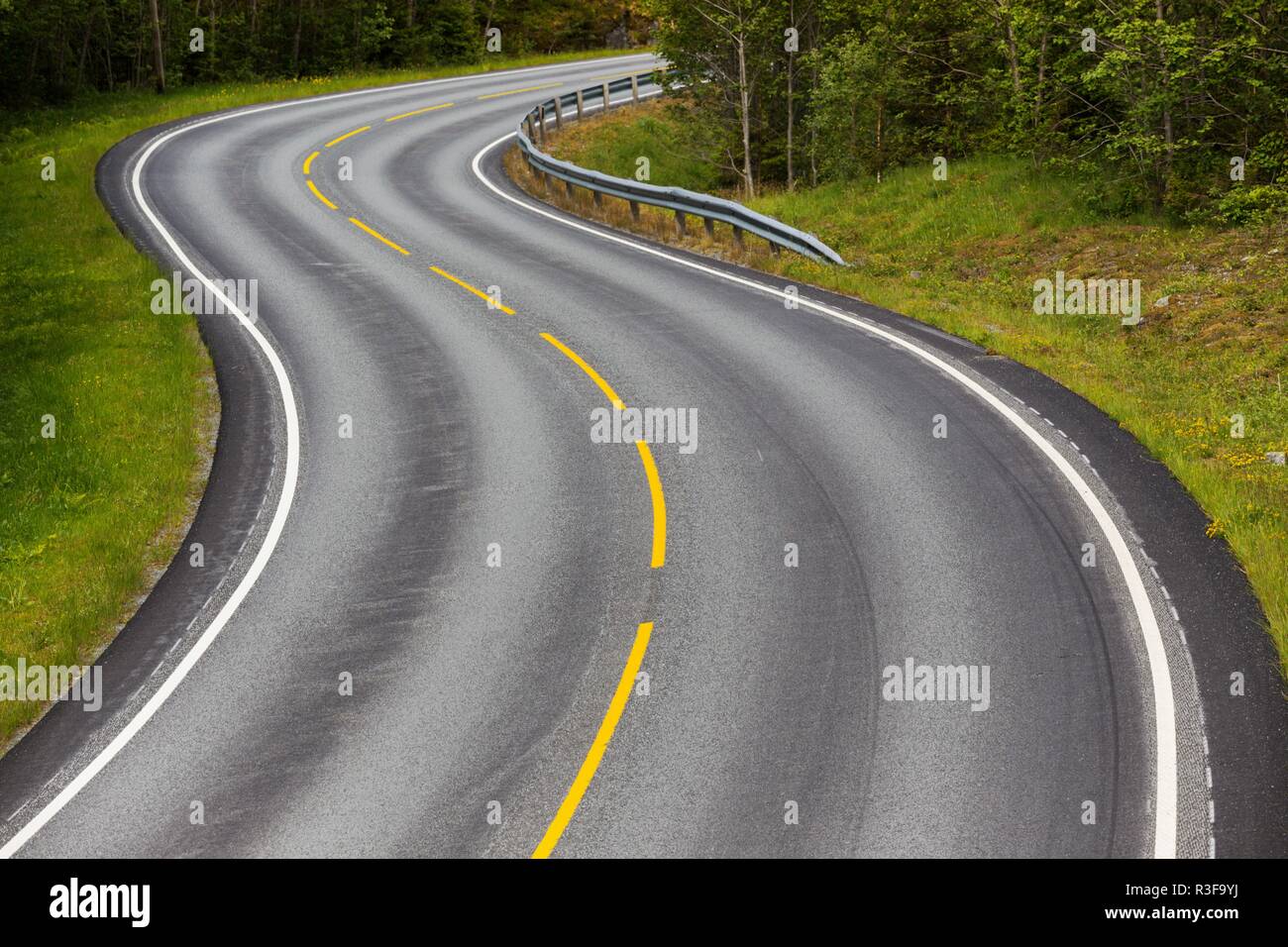 Beautiful windy hi-res stock photography and images - Alamy