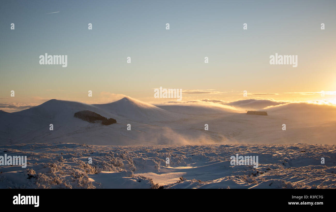 Pentlands hi-res stock photography and images - Alamy
