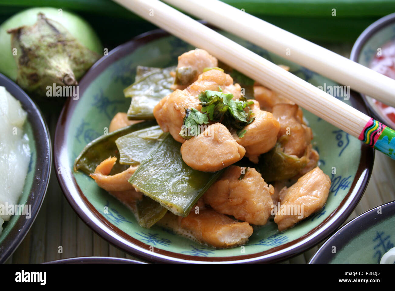 Bohnen und fleisch hi-res stock photography and images - Alamy