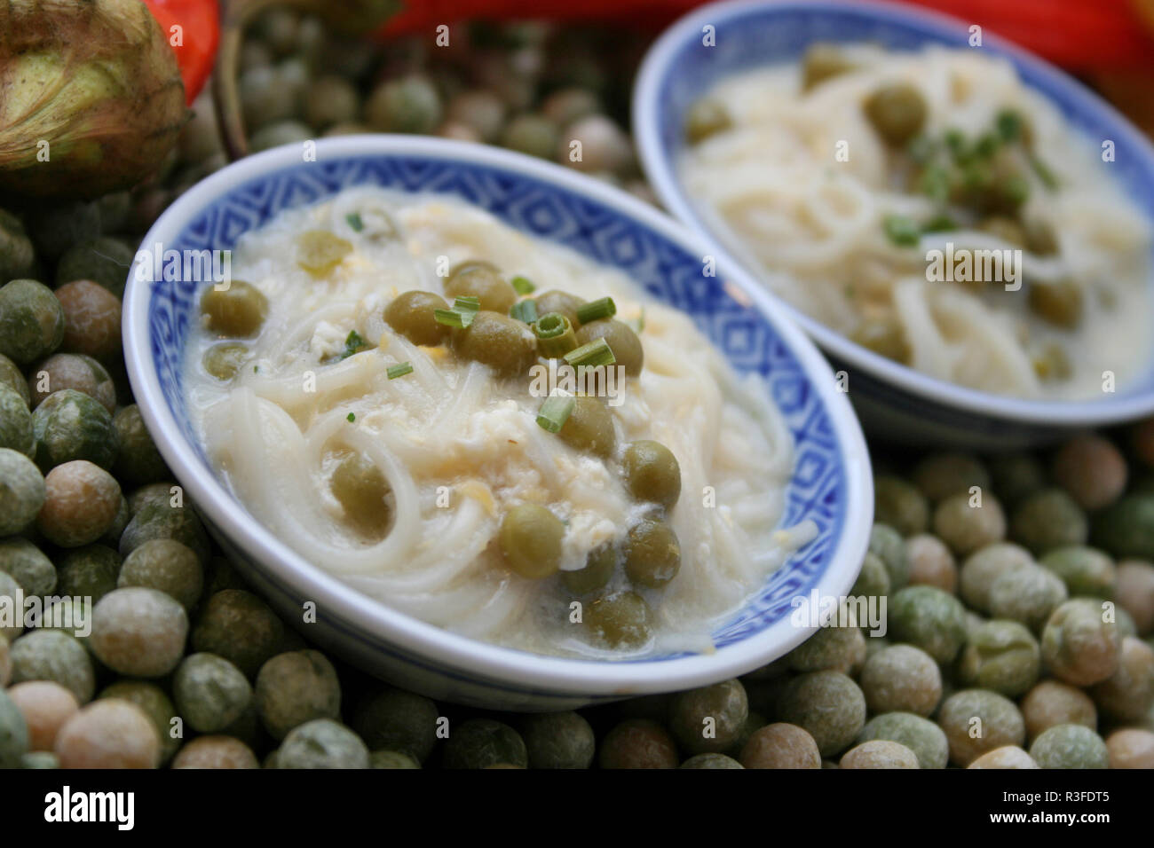 Japanese che hi-res stock photography and images - Alamy