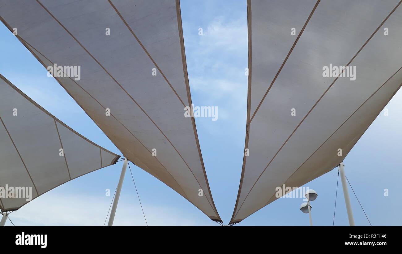 Fabrics to cover the sun and make shadows, with triangular shapes Stock ...