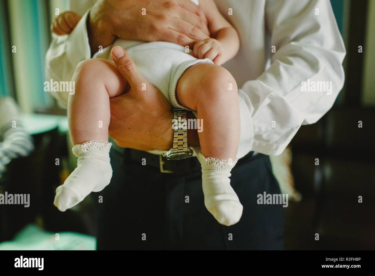Feet and legs of children playing Stock Photo - Alamy