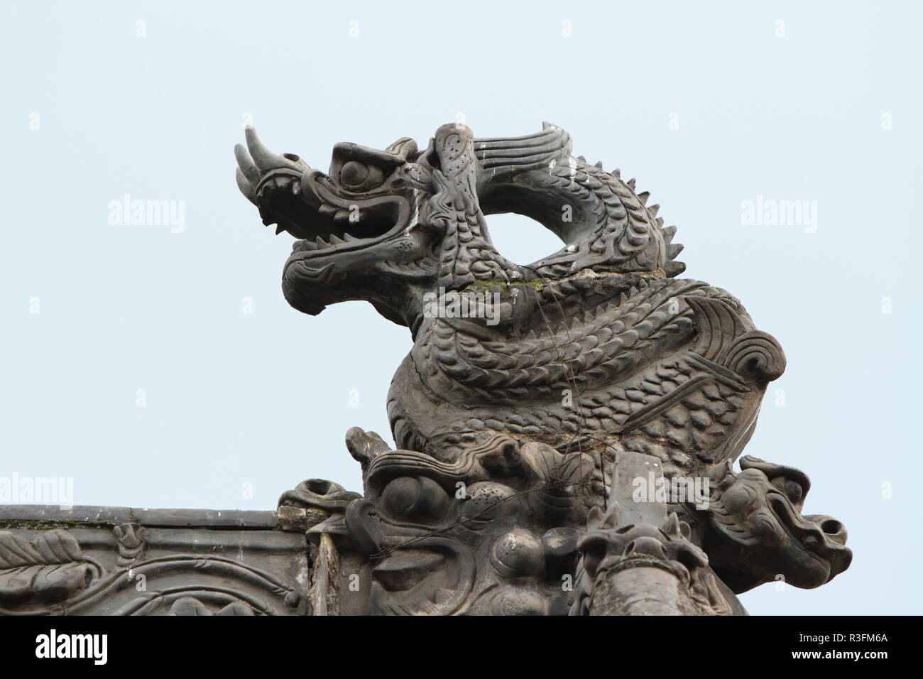 Chinese chimera hi-res stock photography and images - Alamy
