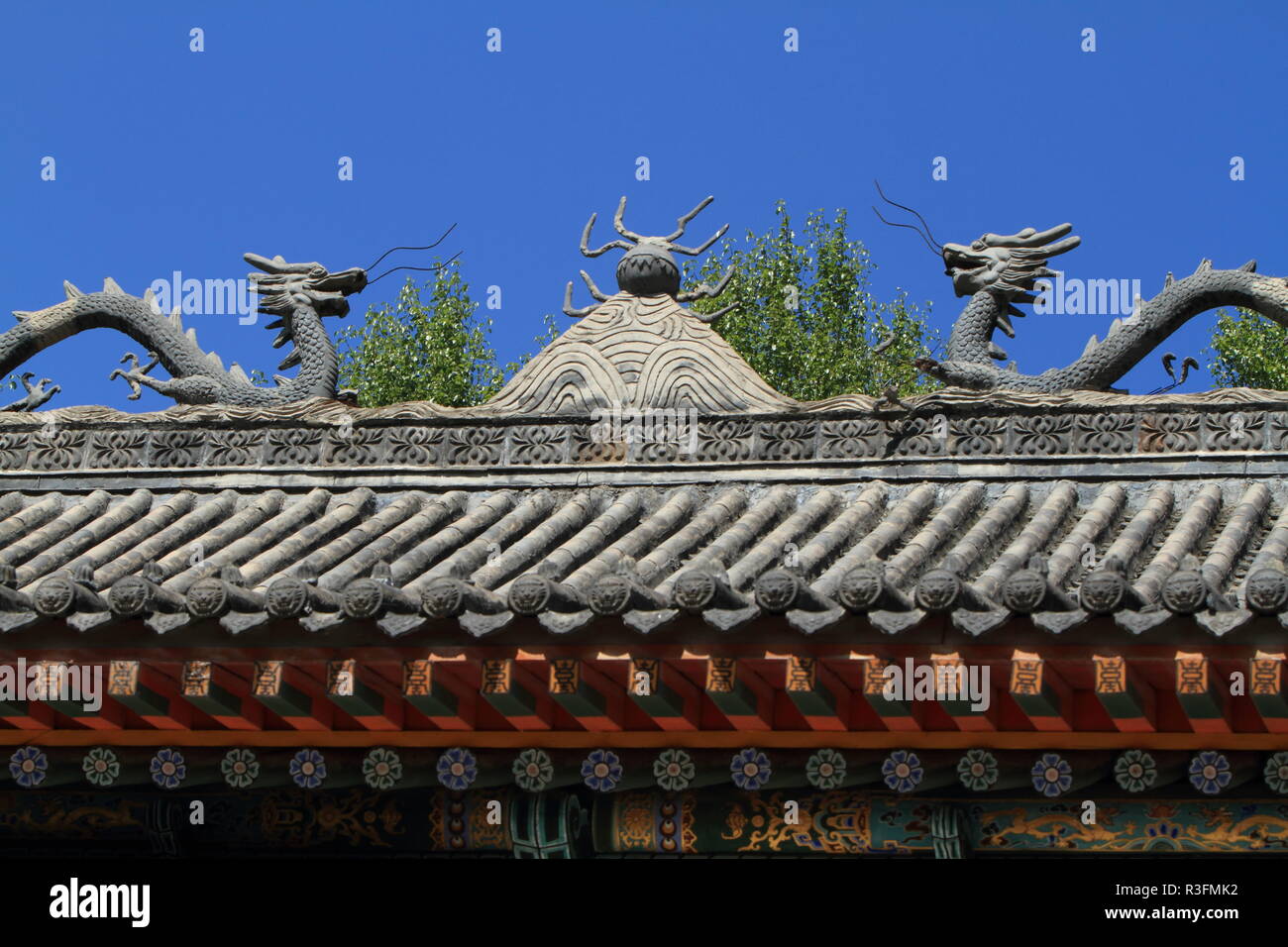 Chinese chimera hi-res stock photography and images - Alamy