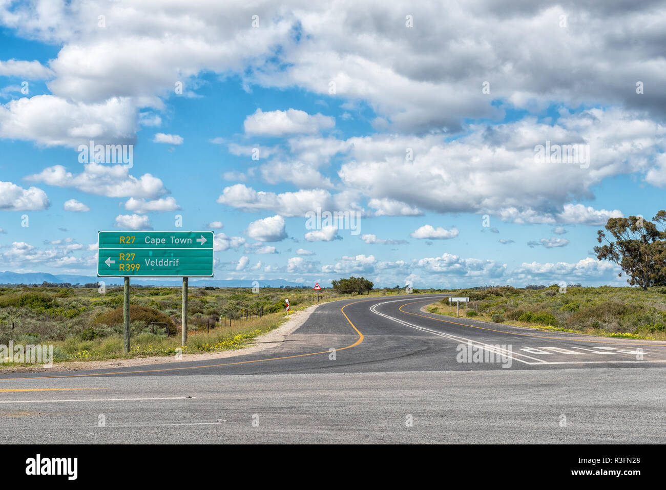 Intersection road sign south african hi-res stock photography and ...