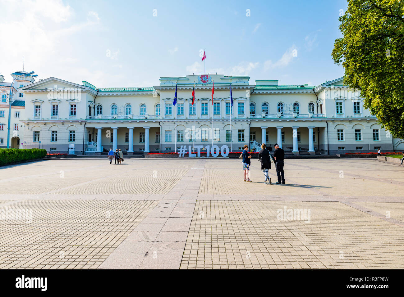 The Presidential Palace, located in Vilnius Old Town, is the official ...