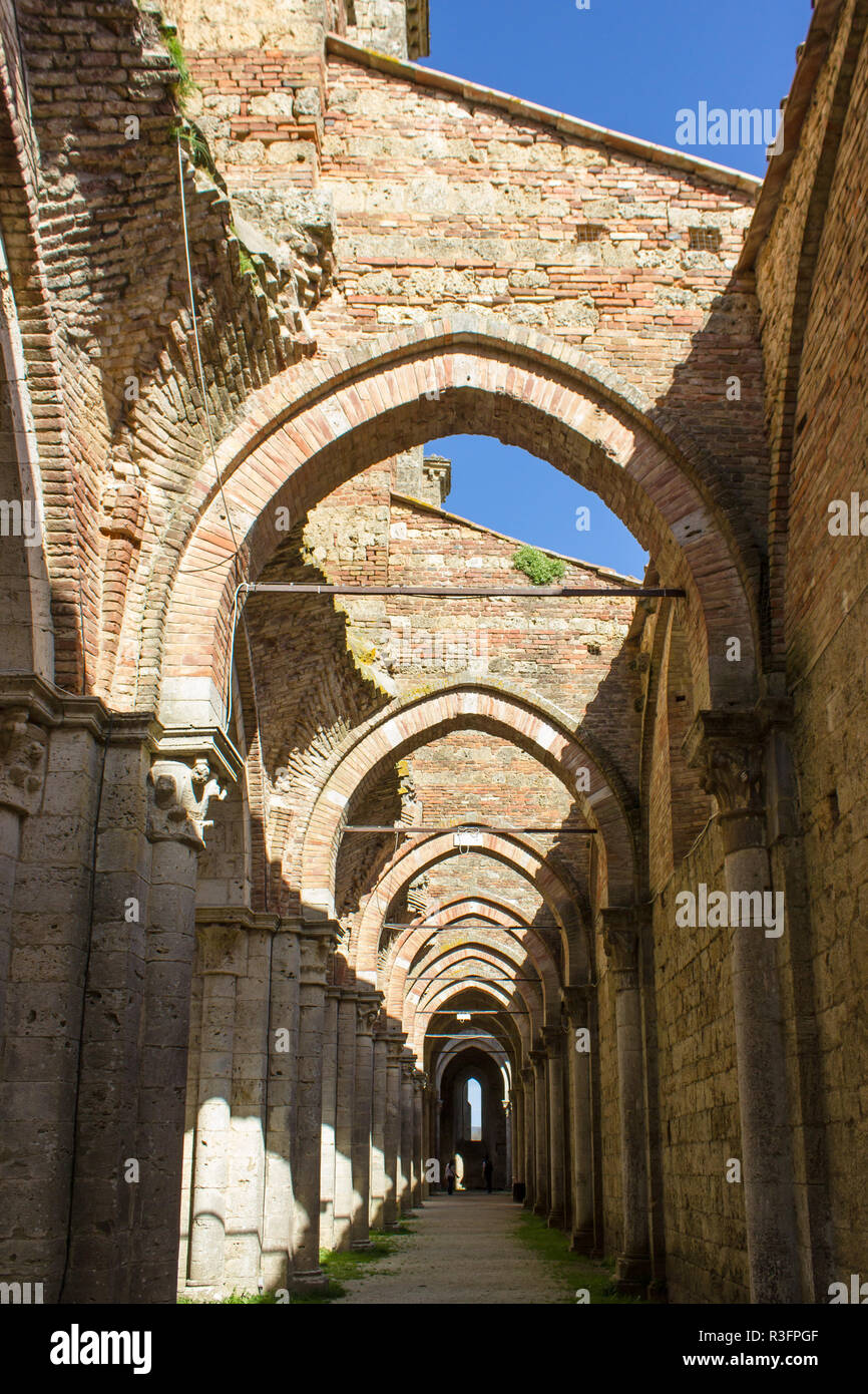 Cruce medieval hi-res stock photography and images - Alamy