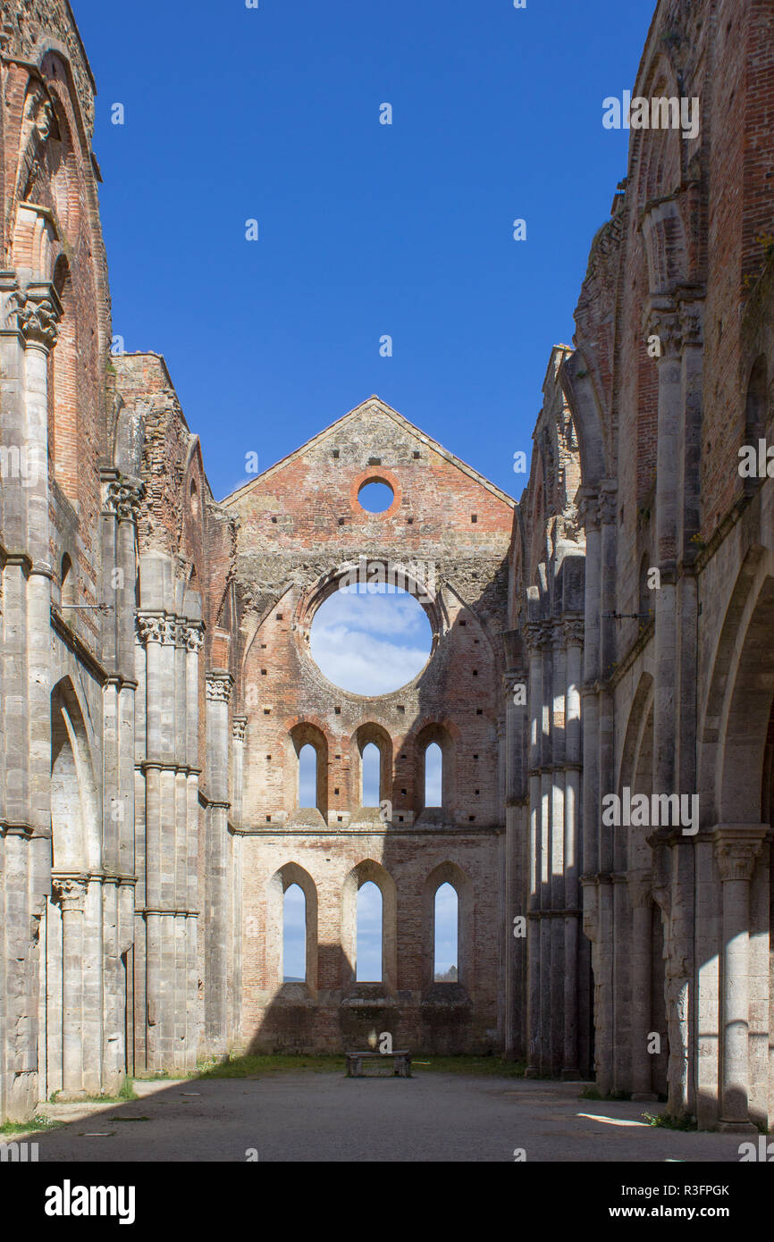 Cruce medieval hi-res stock photography and images - Alamy