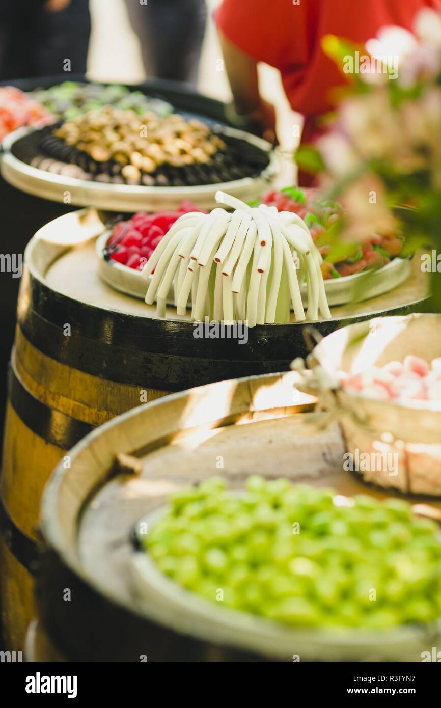 Candy Bar. Delicious sweet buffet with cupcakes and jelly beans Stock ...