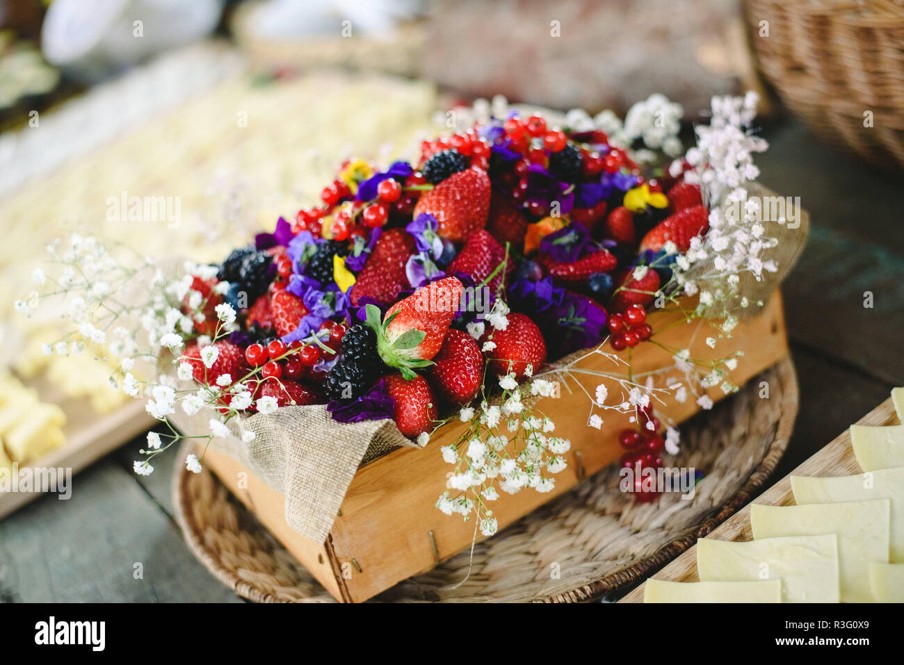Strawberry blueberry ideas meal hi-res stock photography and images - Alamy