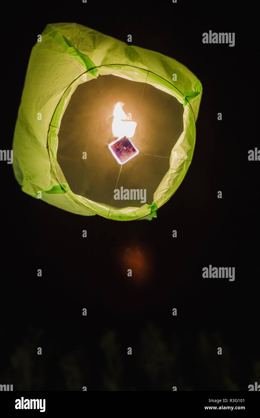 Thai lanterns thrown into the air at night Stock Photo - Alamy
