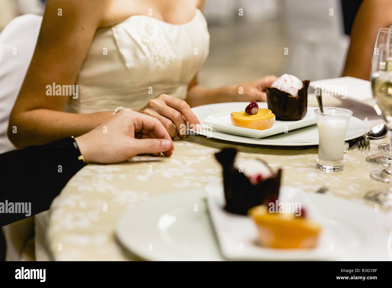 Cold desserts and wedding cakes Stock Photo - Alamy