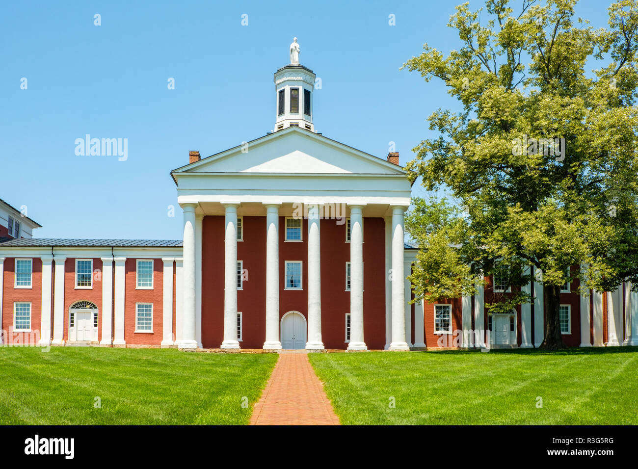The Colonnade, Washington Hall, Washington and Lee University ...