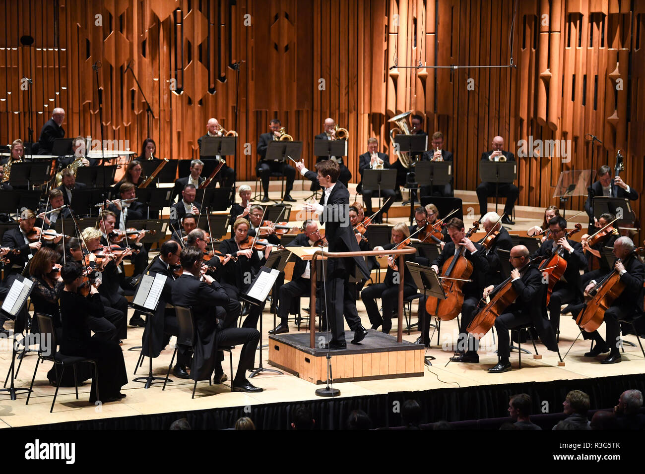 Donatella flick hi-res stock photography and images - Alamy