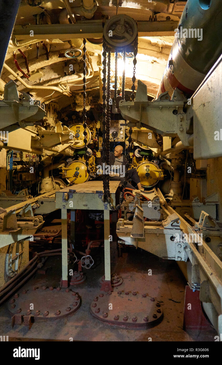 Sailor inside the submarine Stock Photo - Alamy