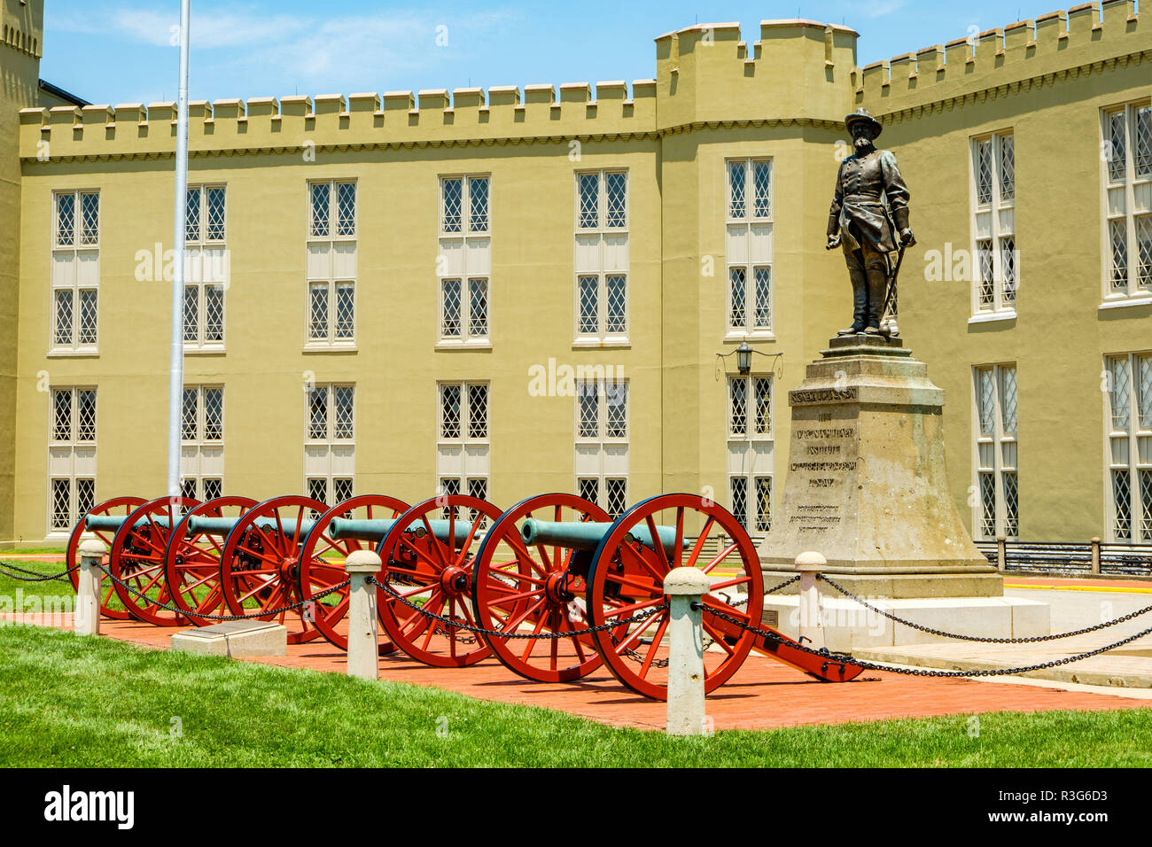 Jackson Statue and Cadet Battery, Parade Ground, Virginia Military ...