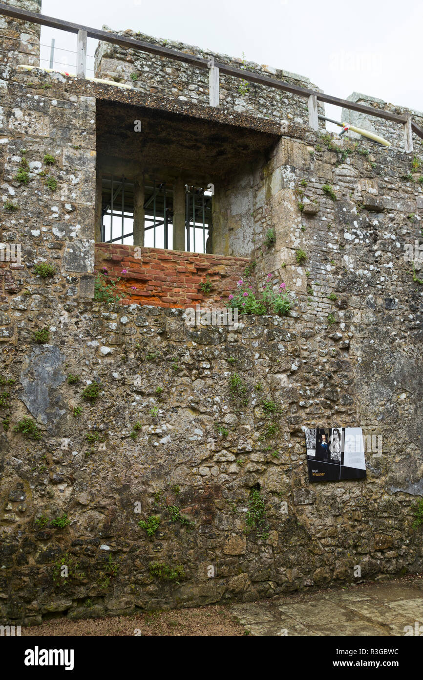 Carisbrook castle hi-res stock photography and images - Alamy