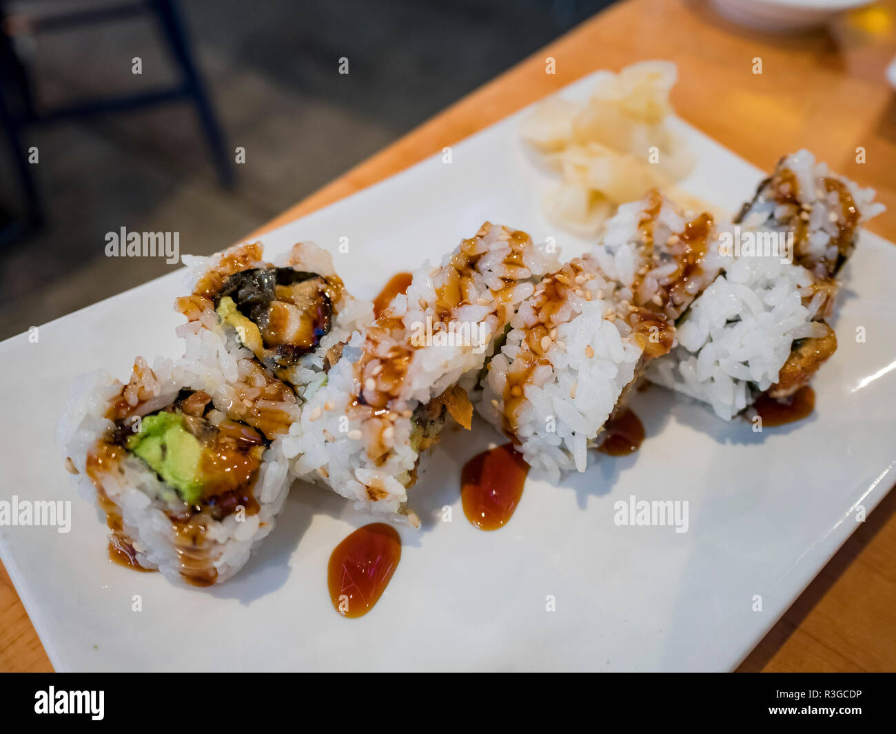 Close up shot of spicy tuna roll, ate at Los Angeles Stock Photo - Alamy