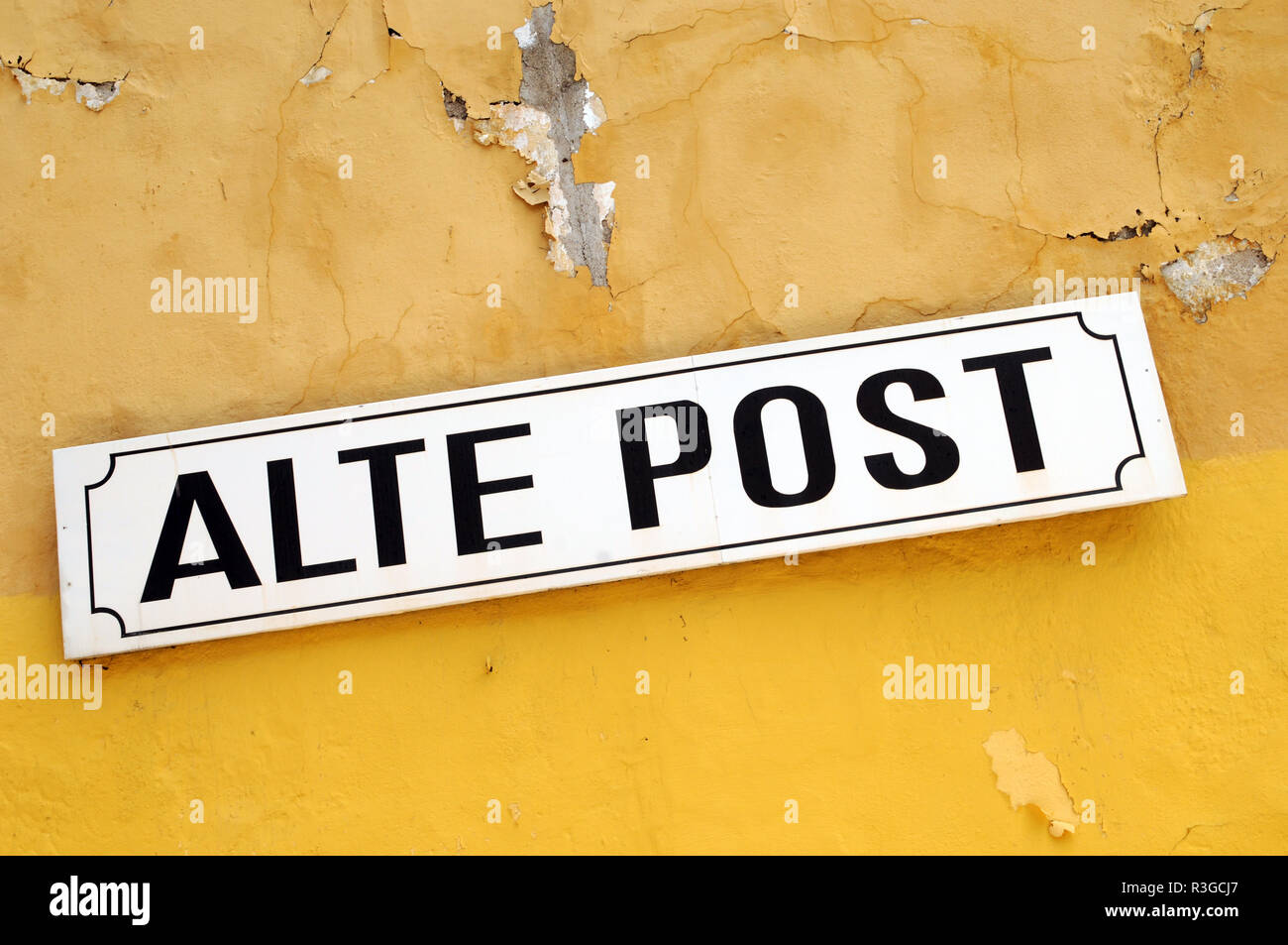 Emailleschild hi-res stock photography and images - Alamy